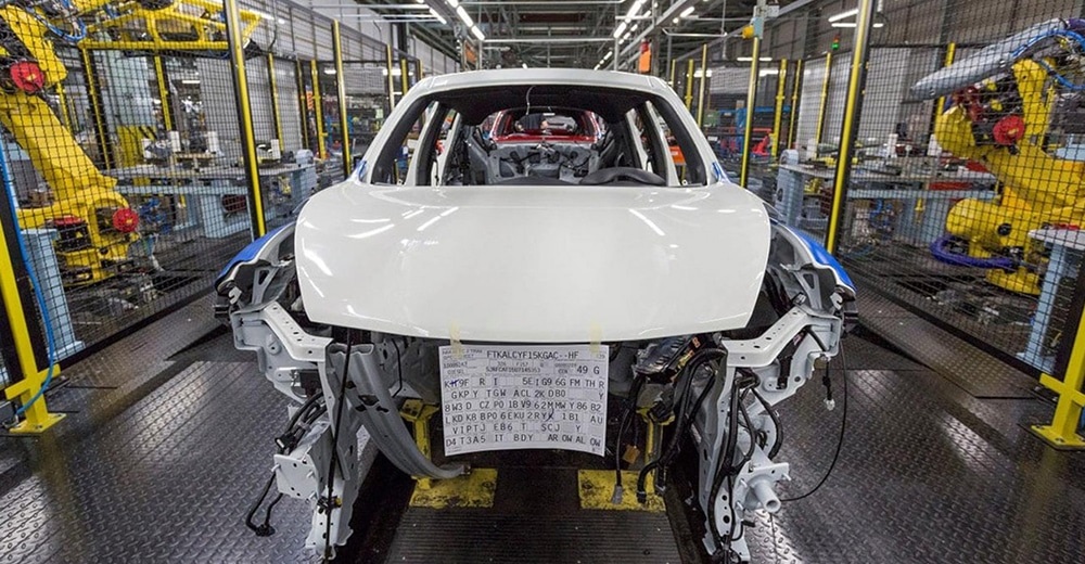 Pakistan Approves First-Ever Safety Standards for Auto Industry